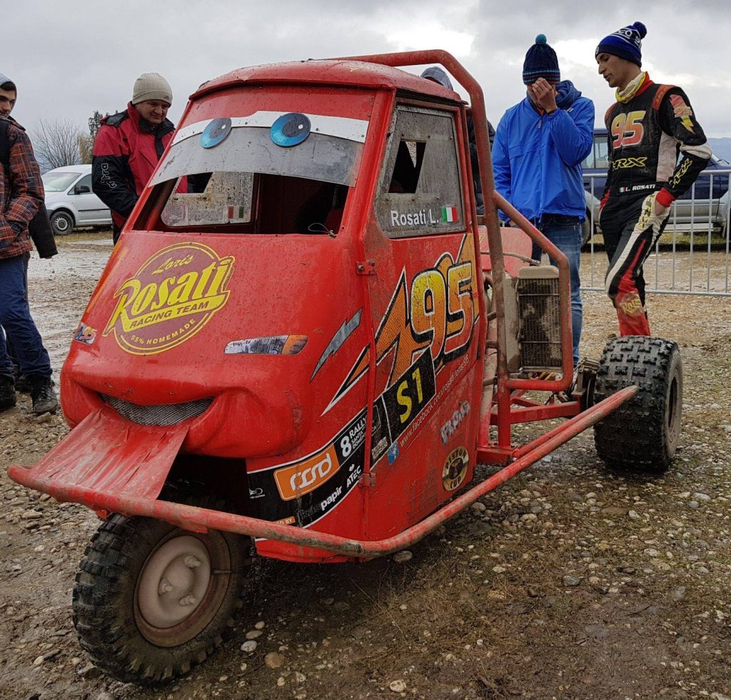 Piaggio Ape with a Honda CB600F Engine